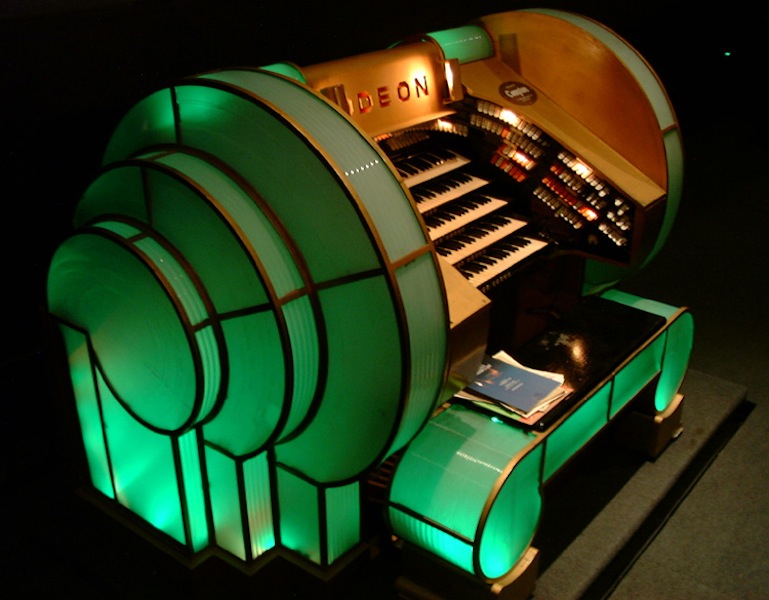 London, Odeon Leicester Square – The Cinema Organ Society