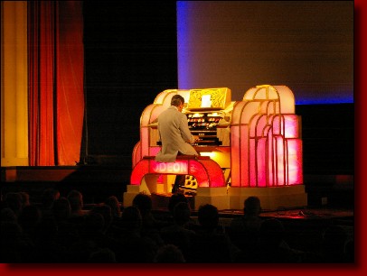 What is a Cinema Organ? – The Cinema Organ Society