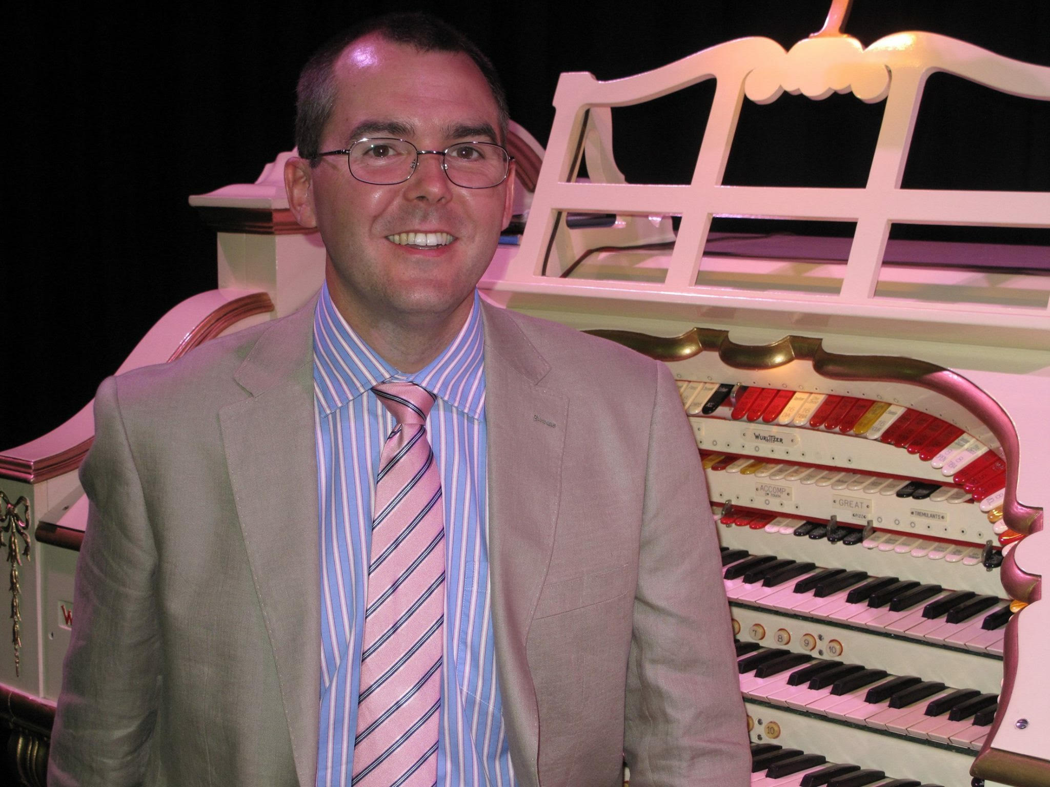 Jonathan Eyre FRCO – The Cinema Organ Society