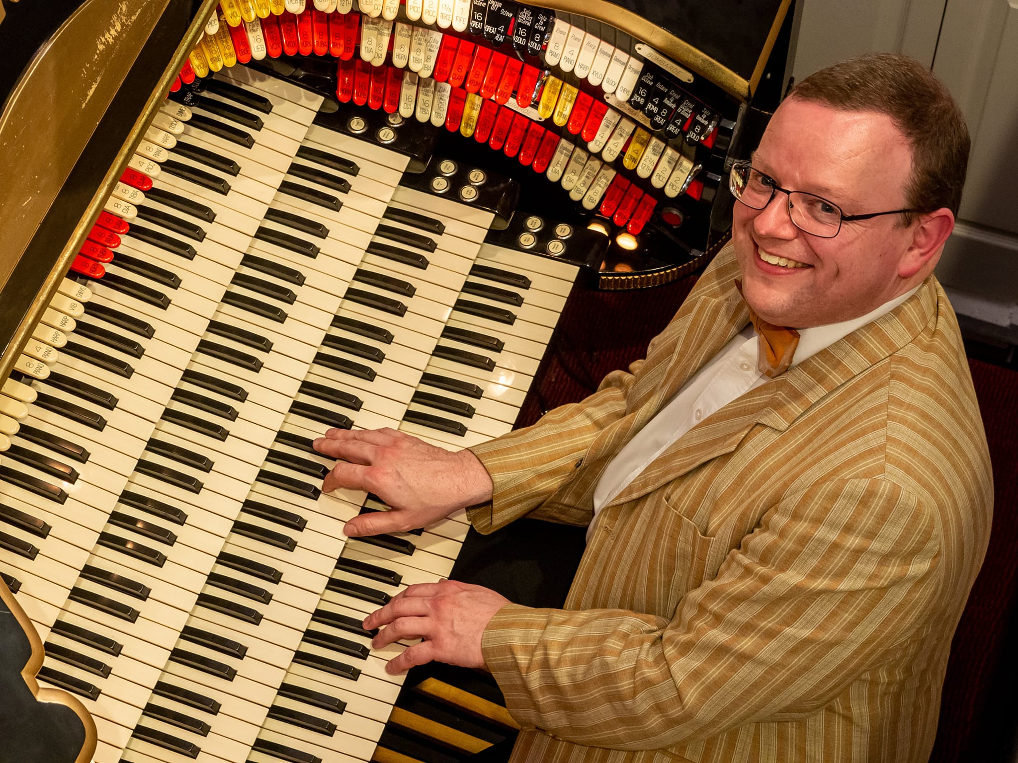 Cameron Lloyd – The Cinema Organ Society