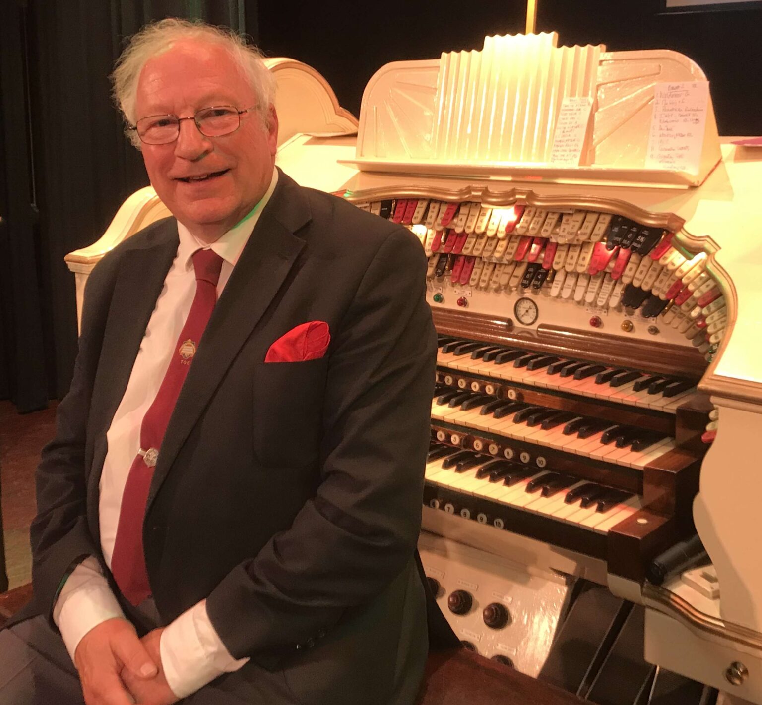 David Lowe – The Cinema Organ Society